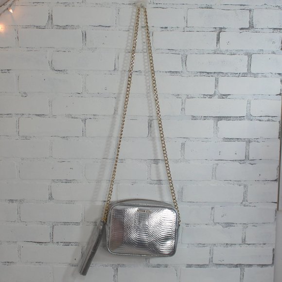 Victoria's Secret | Bags | Victorias Secret Silver Cross Body Bag ...